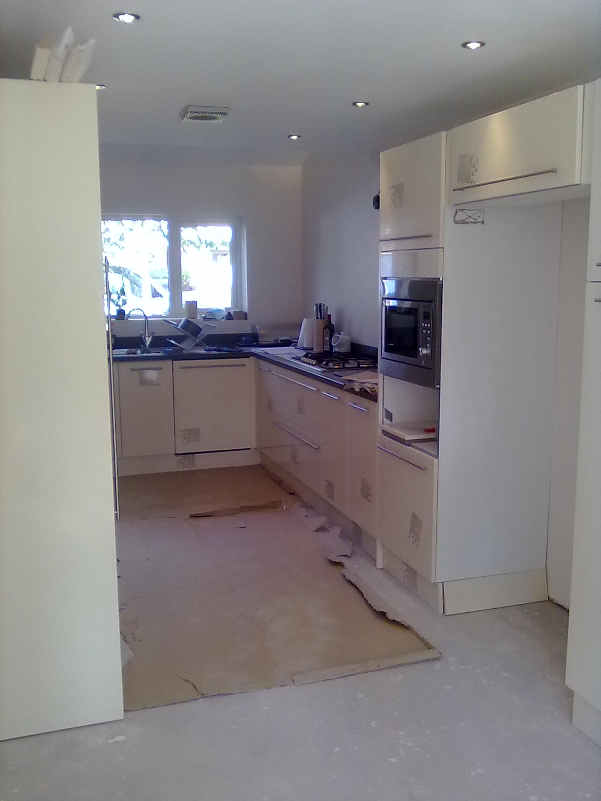 S O'Neill Electrical Ltd - Fitted Kitchen Gallery 4.